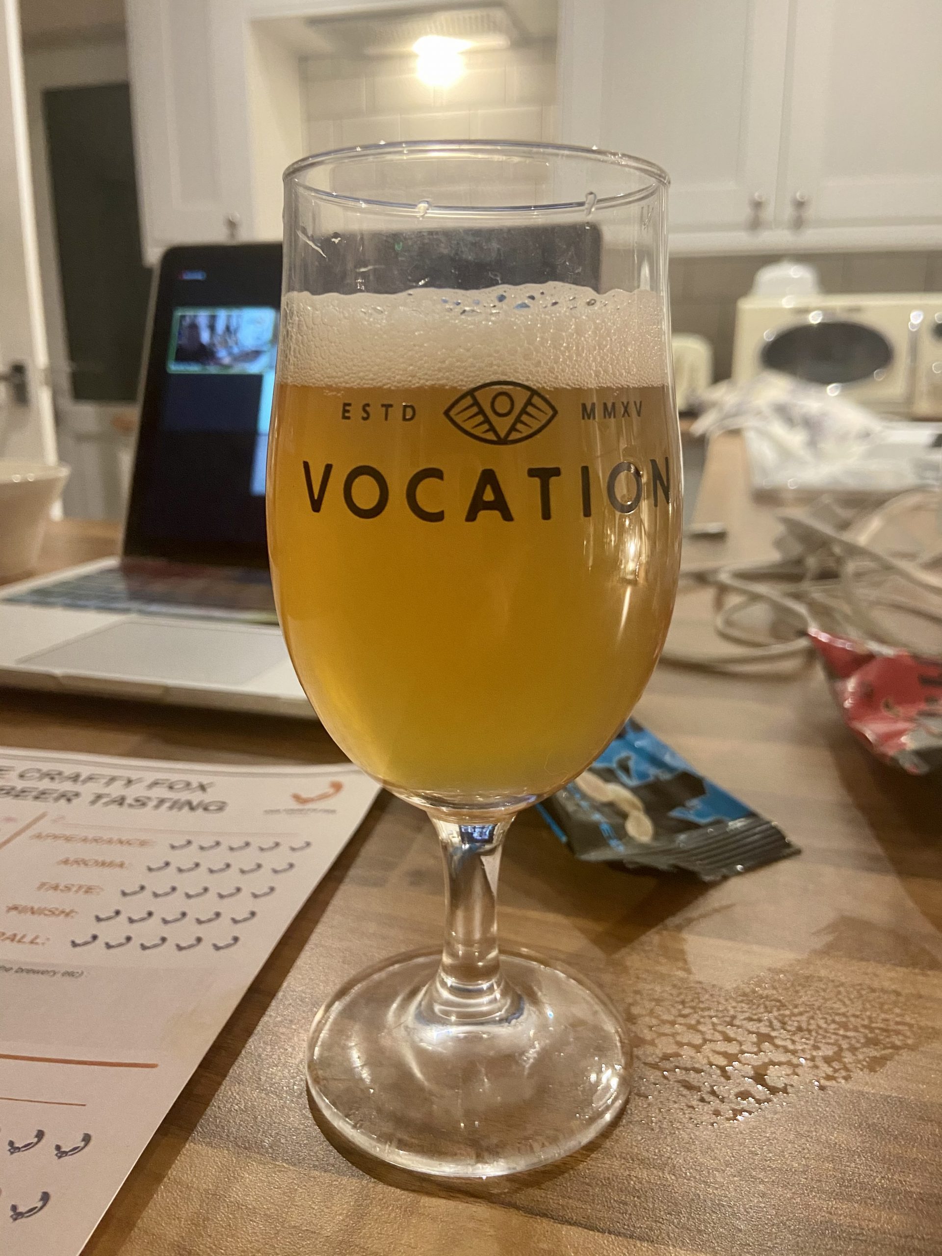 Hoppiness and mouthfeel: a beer tasting guide - Crafty Fox Bar